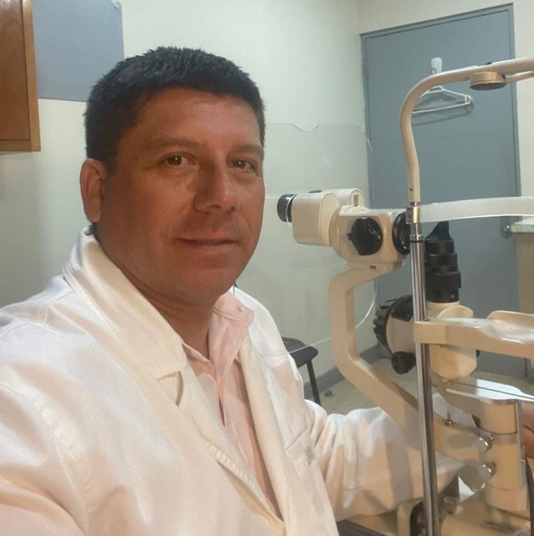 Cuerpo Médico - Clínica IOARES, Consulta Oftalmología, exámenes y Cirugia Lasik, Cataratas